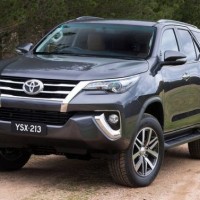 2016 Toyota Fortuner Interior Specs and Review