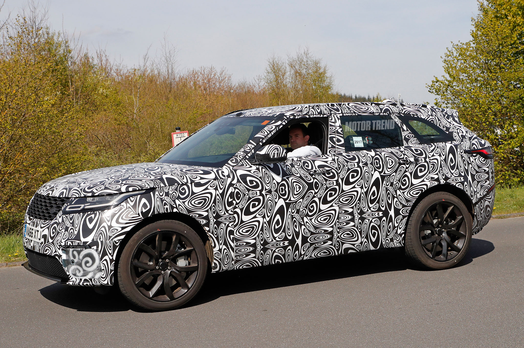 2018 Range Rover Velar SVR Interior, Exterior, Engine, Specs